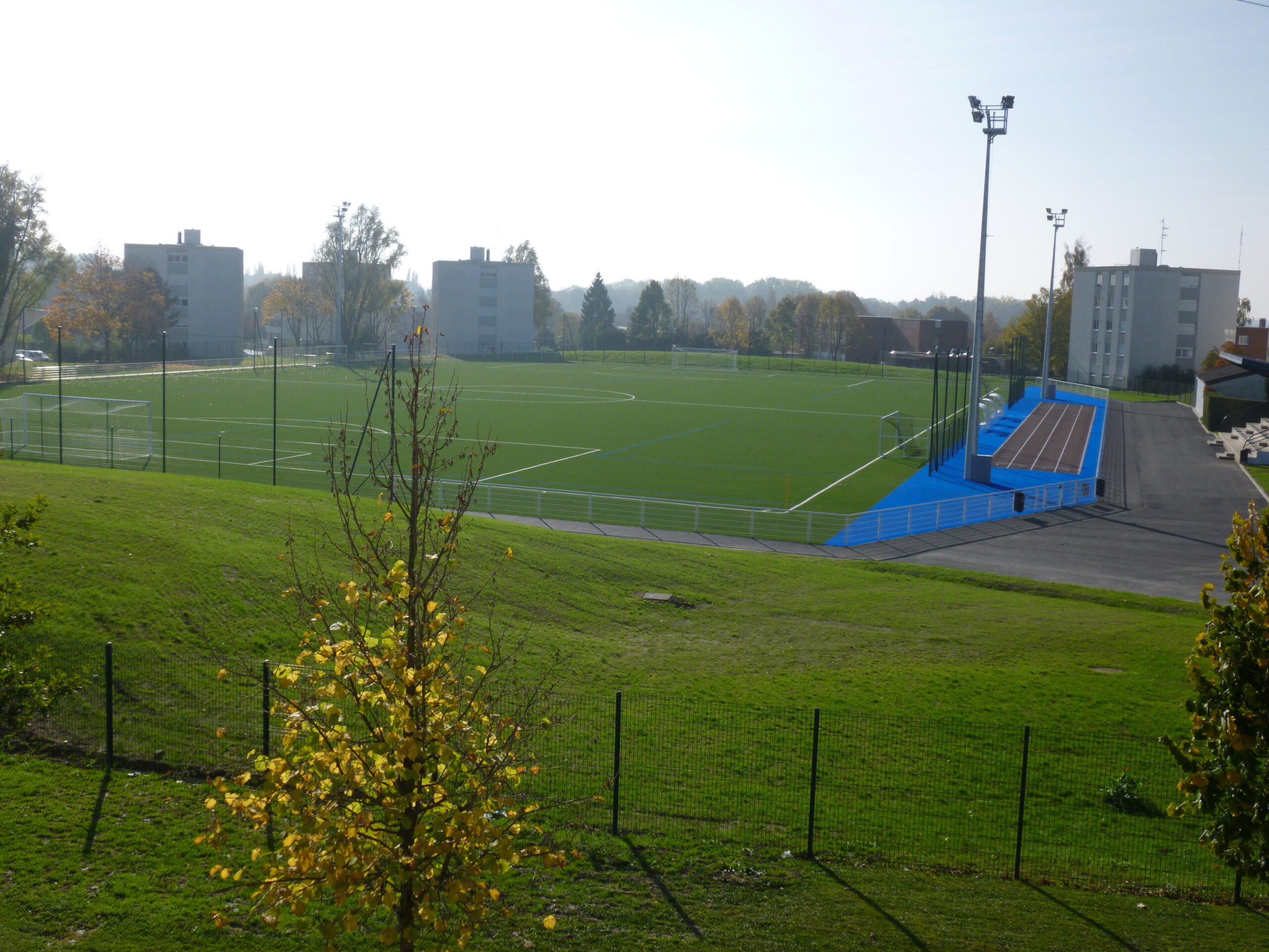 Stade Mathieu Debuchy - www.mairie-wattignies.com